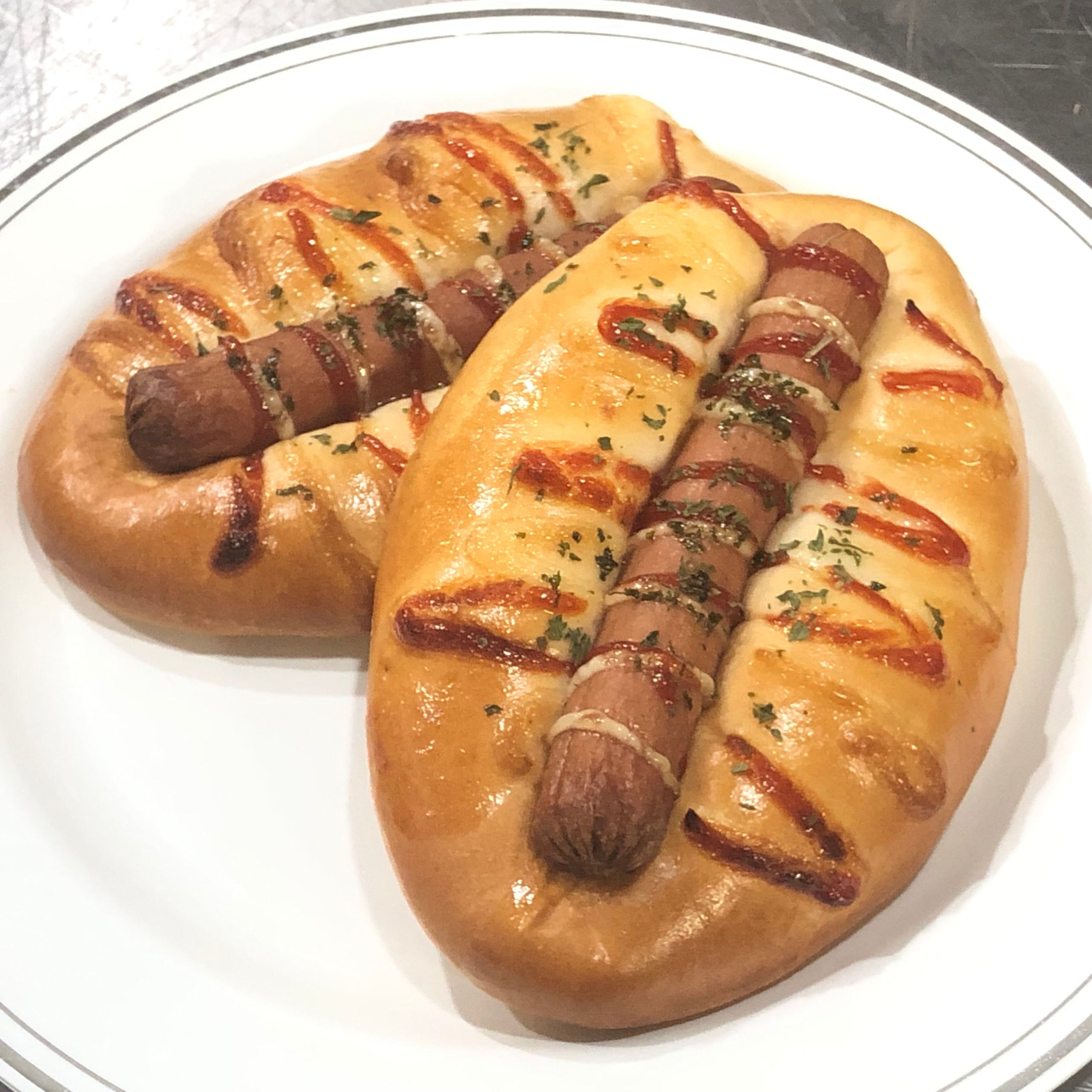 Sausage (Hotdog) Bun / ソーセージパン | Kanadell Japanese Bakery